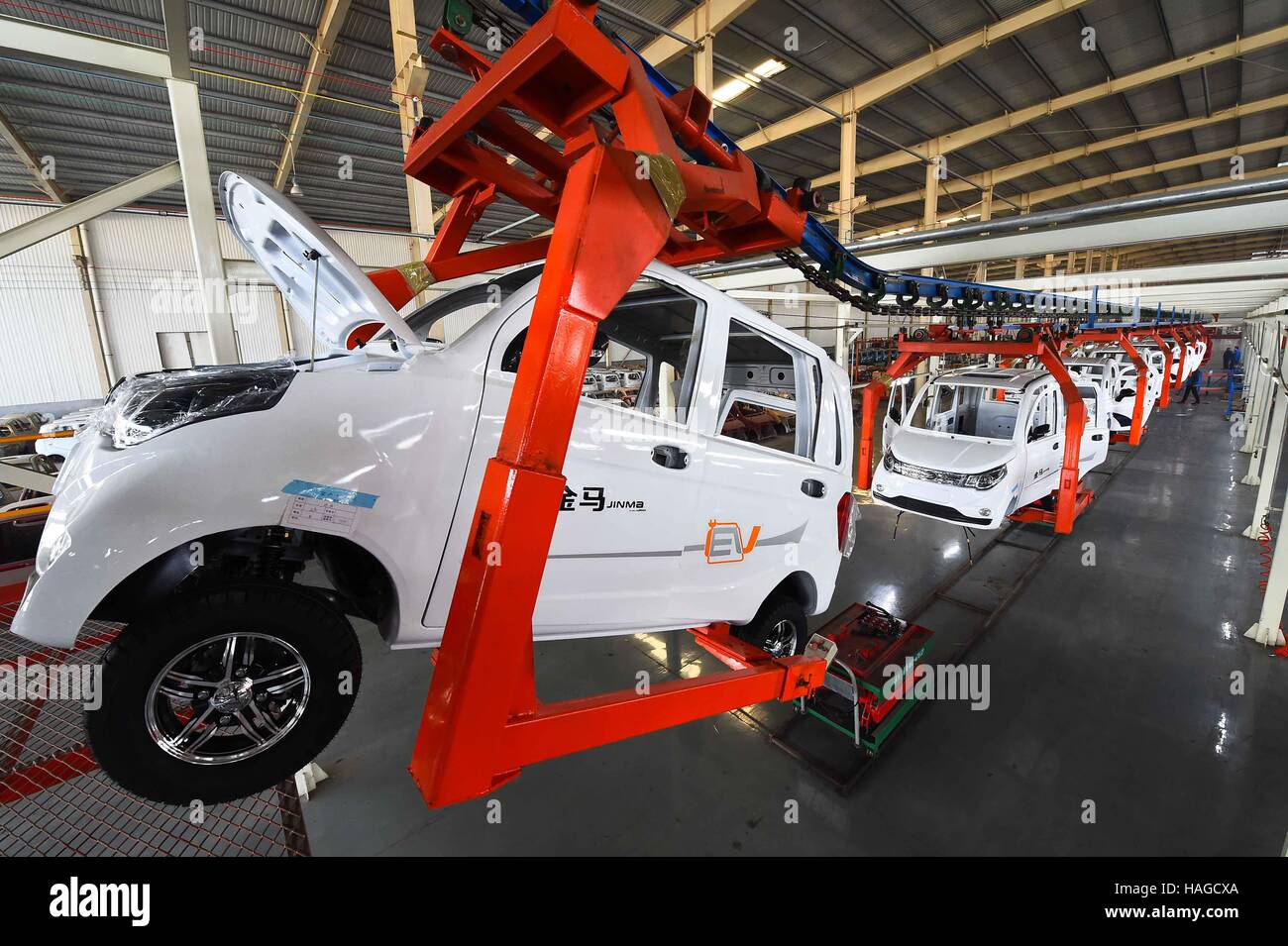 Weifang. 1st Dec, 2016. Photo taken on Dec. 1, 2016 shows an assembly ...
