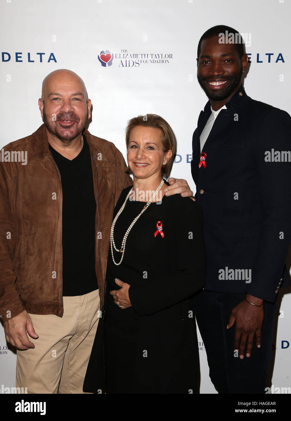 Los Angeles, CA, USA. 30th Nov, 2016. Jason Stuart, Gabrielle Carteris ...