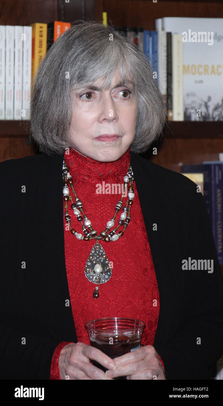 New York, USA. 30th Nov, 2016. Anne Rice at Barnes & Noble Union Square ...