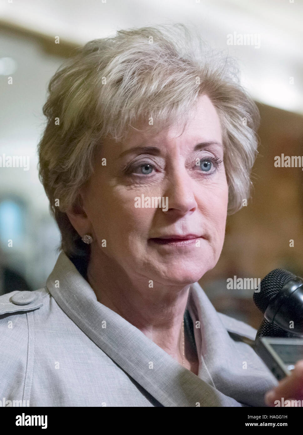 Linda McMahon speaks with the press following her meeting with United ...