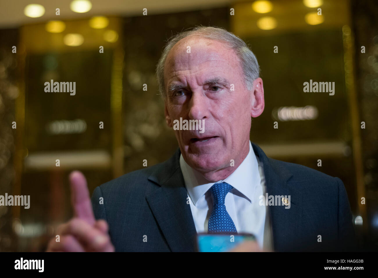 United States Senator Dan Coats (Republican of Indiana) speaks briefly ...