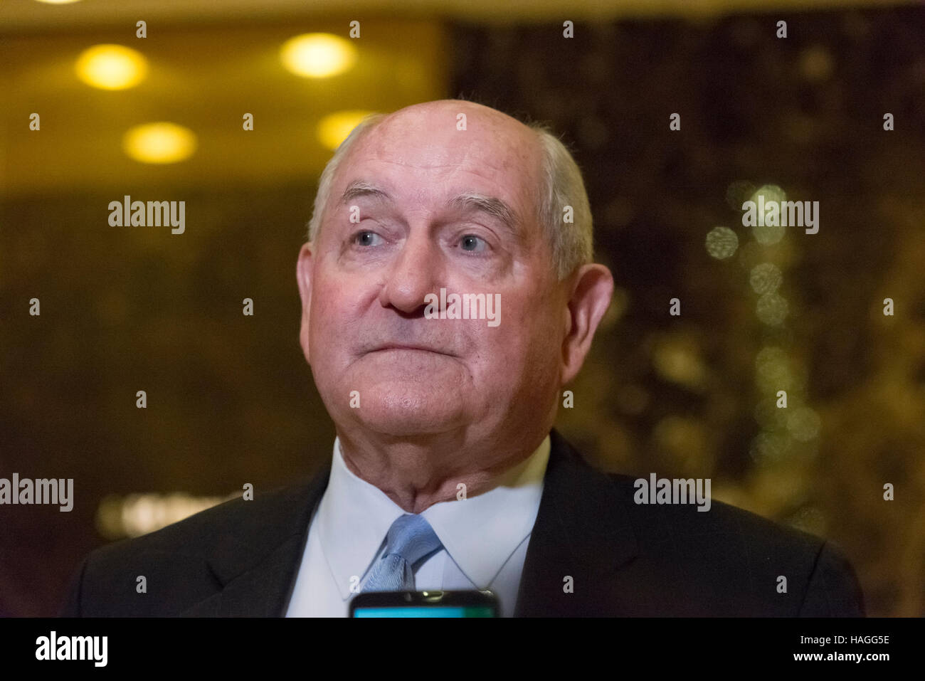 Former Governor George "Sonny" Perdue (Republican of Georgia) speaks ...