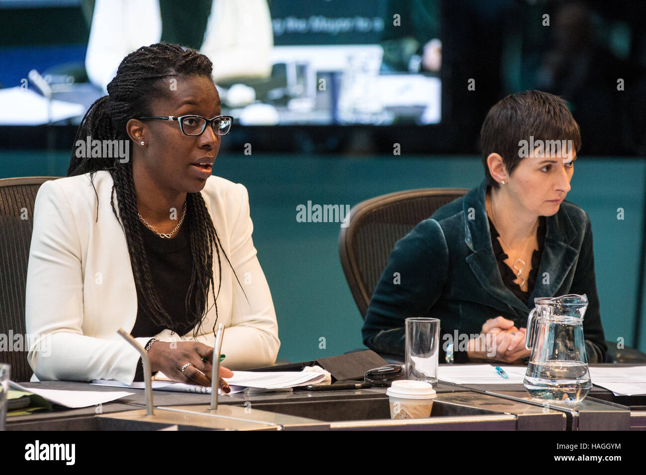 Florence eshalomi hi-res stock photography and images - Alamy