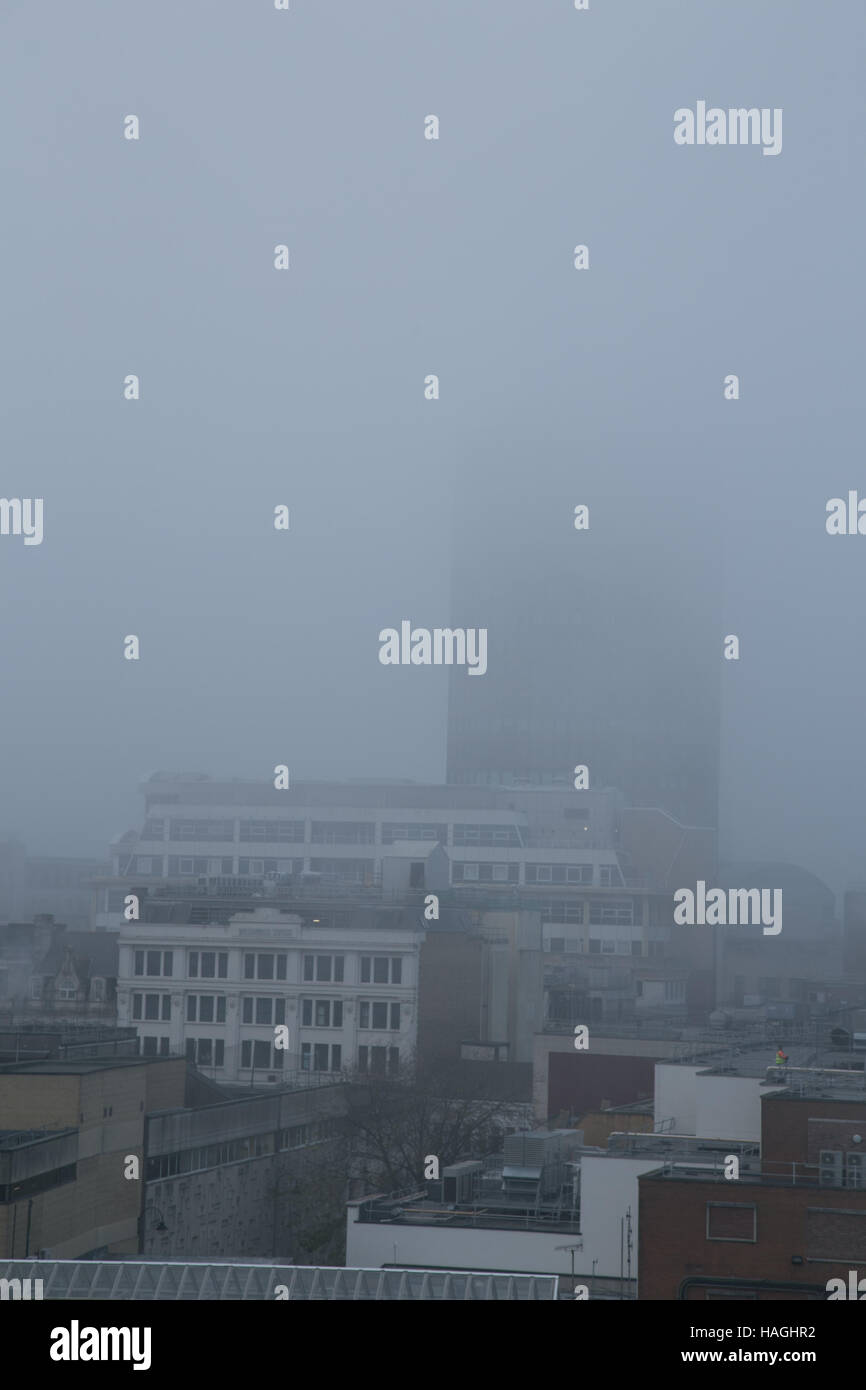 Cardiff, South Wales, UK. 1st Dec, 2016. UK weather: Severe fog in ...