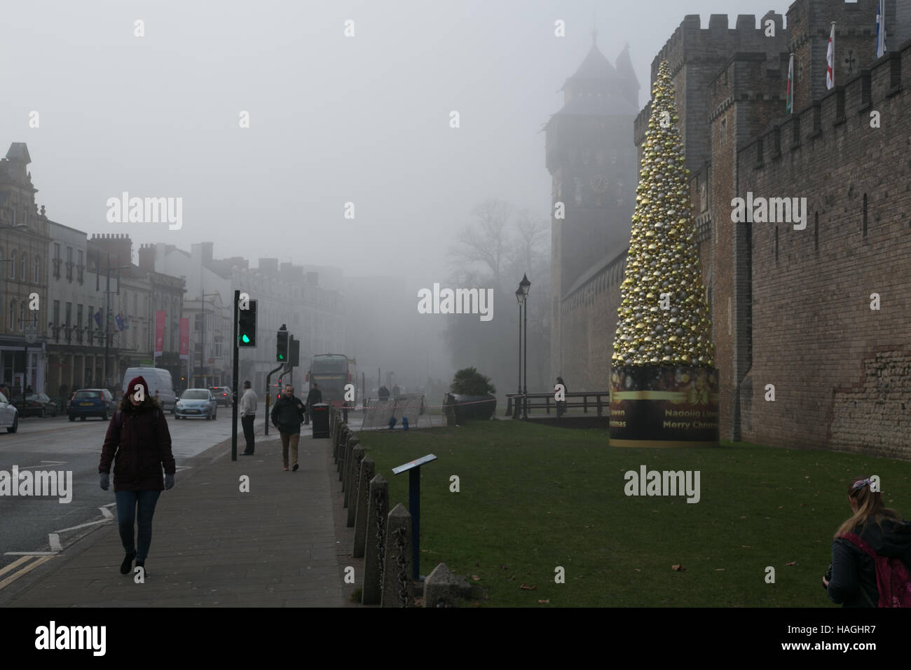 Cardiff weather hi-res stock photography and images - Alamy