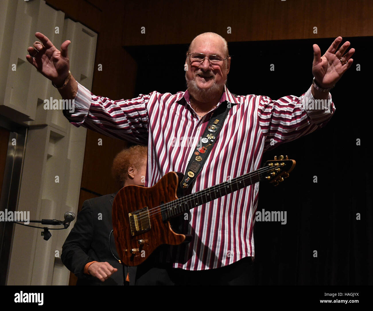 Steve cropper hi-res stock photography and images - Alamy