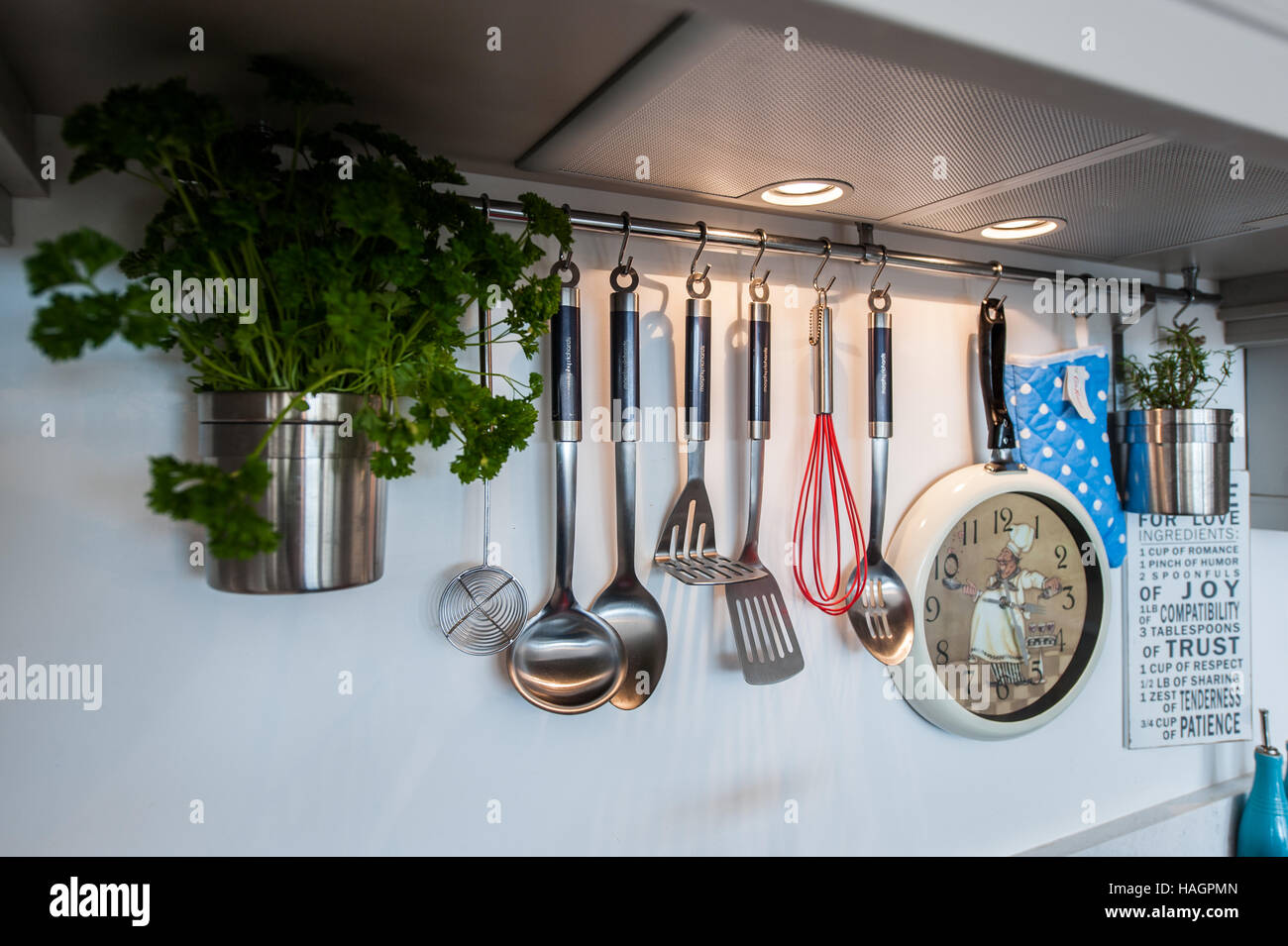Hanging utensils hi-res stock photography and images - Alamy