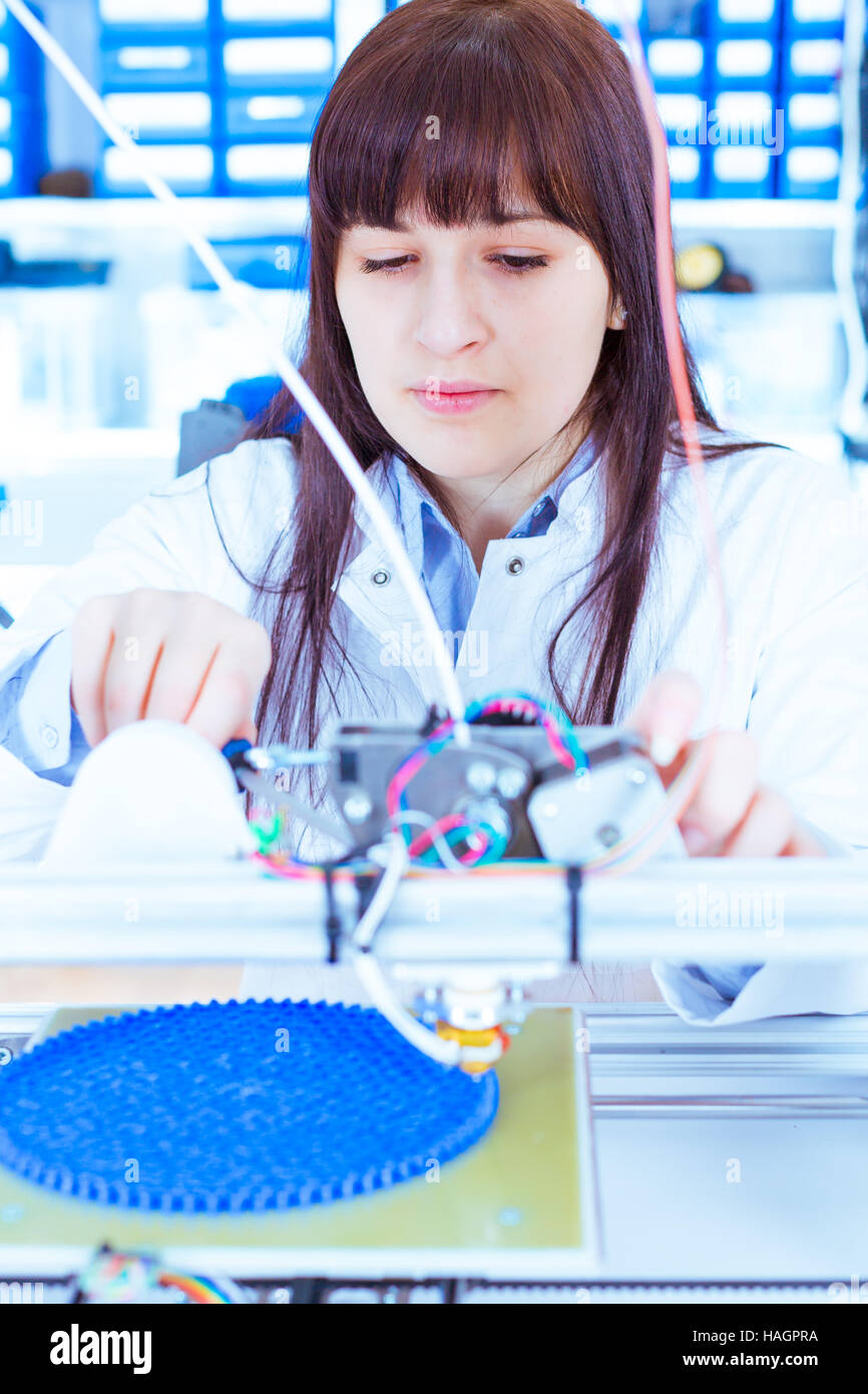 Physicist Laboratory High Resolution Stock Photography and Images - Alamy