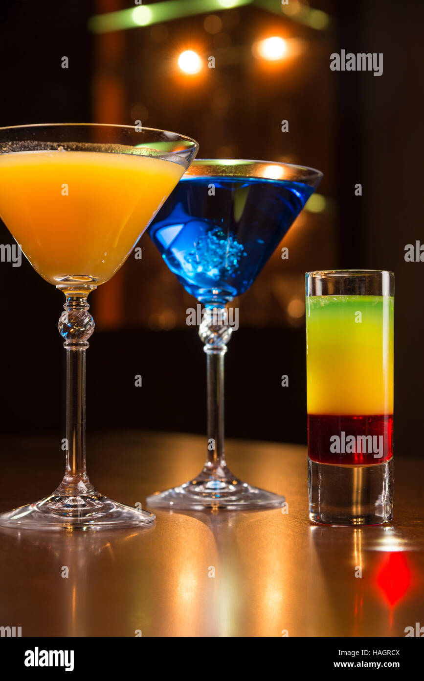 Cafe and cocktails bar hi-res stock photography and images - Alamy