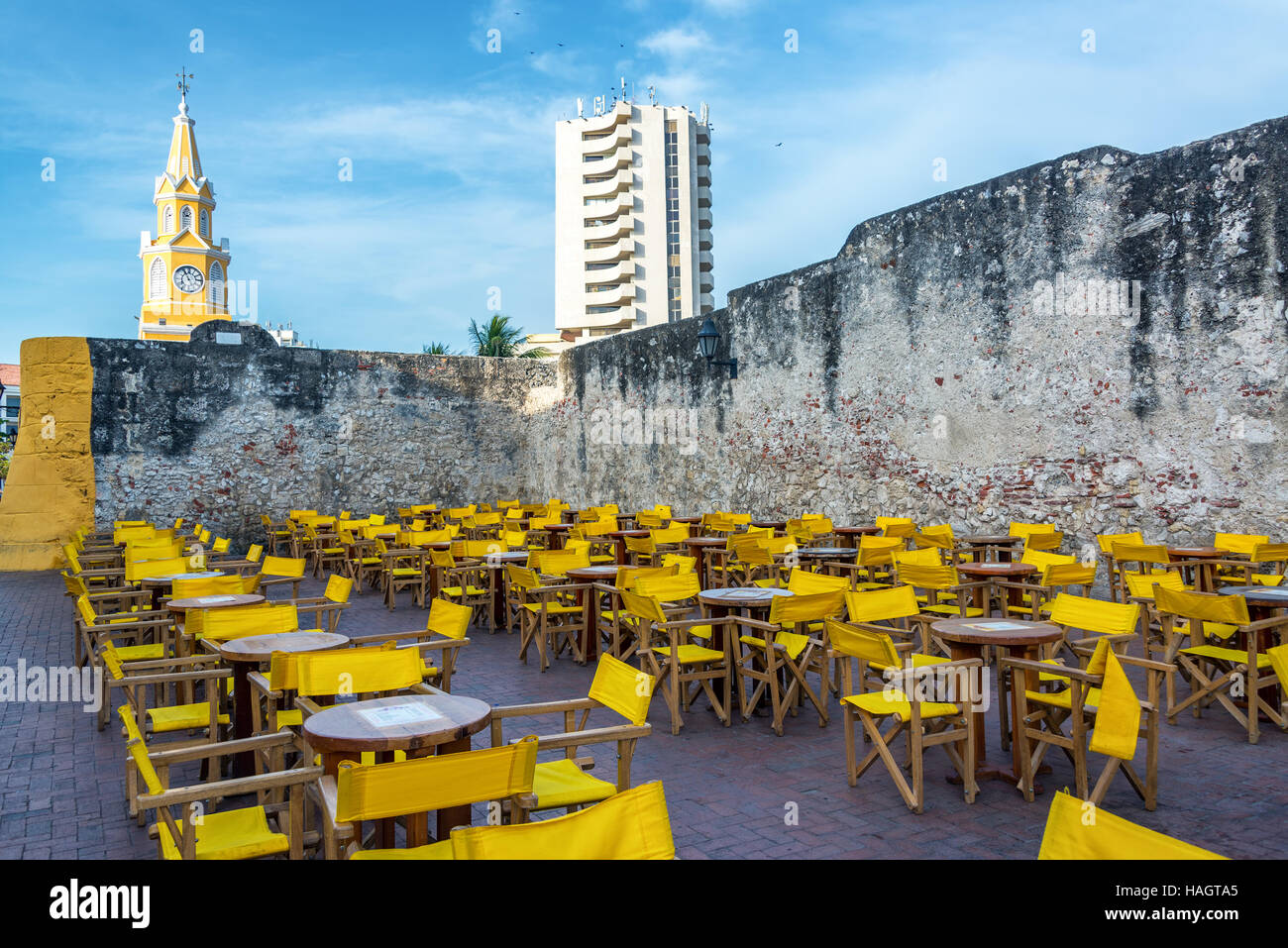 Torre colonial clock hi-res stock photography and images - Alamy