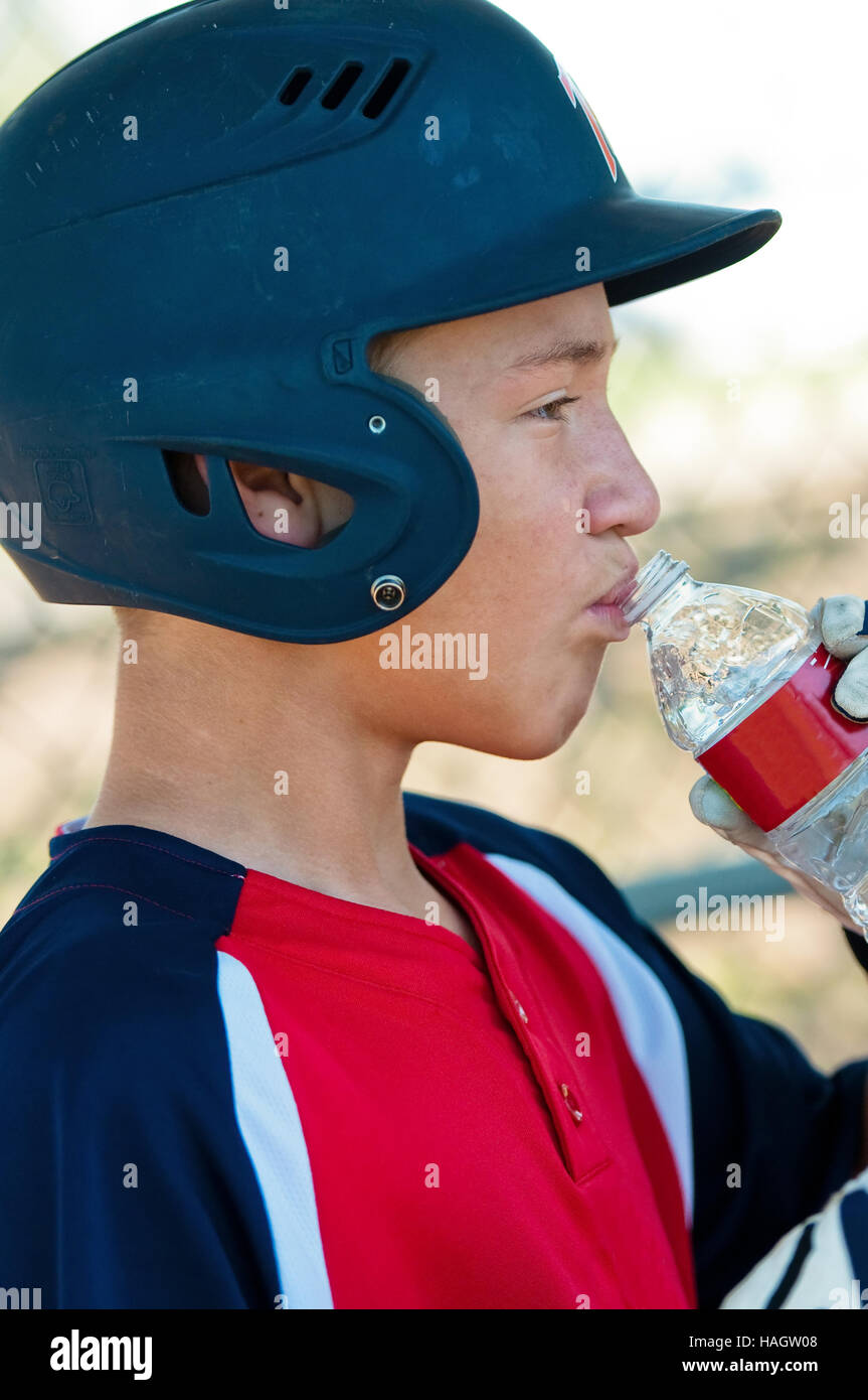 American baseball player water hi-res stock photography and images - Alamy