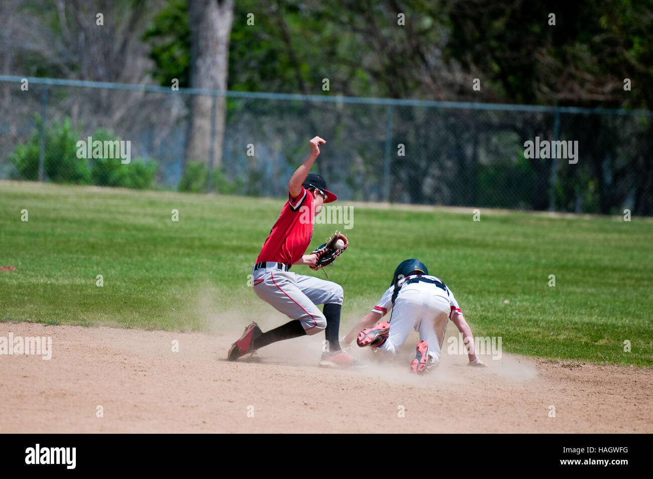 Second base little league player hi-res stock photography and images ...