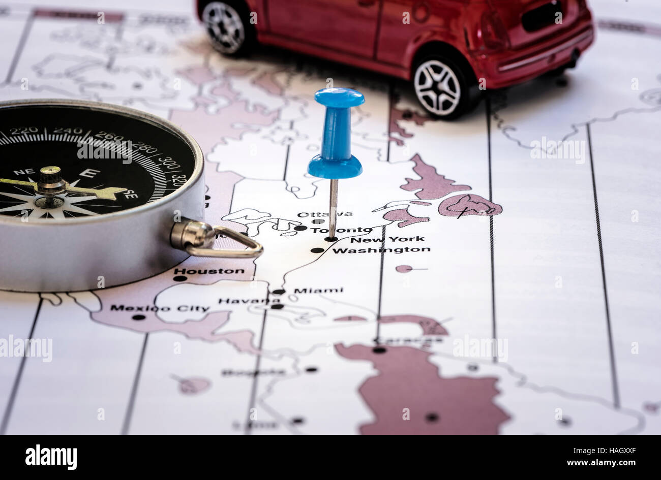 Push pin on map hi-res stock photography and images - Alamy