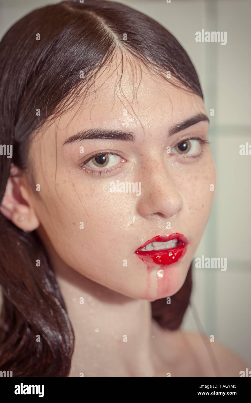 Flowing tears hi-res stock photography and images - Alamy