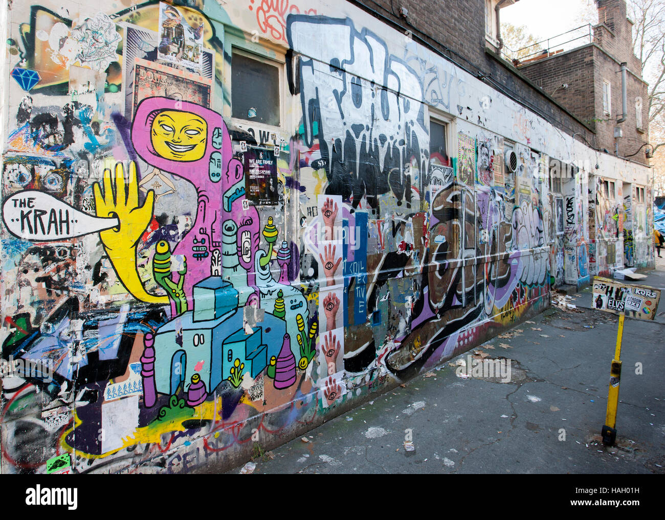 Graffiti street off Brick Lane East End London Stock Photo - Alamy