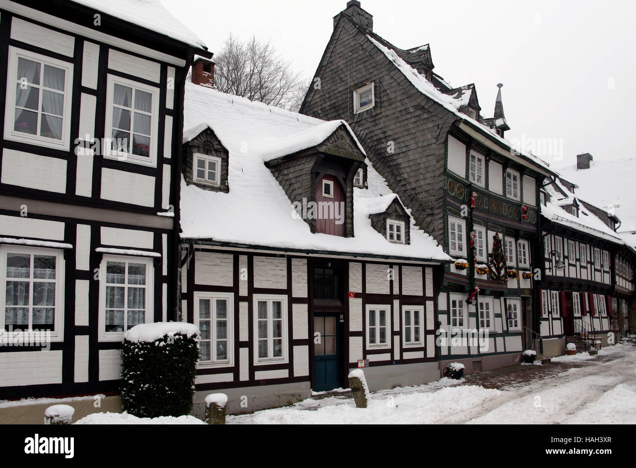 Timber framing hi-res stock photography and images - Alamy