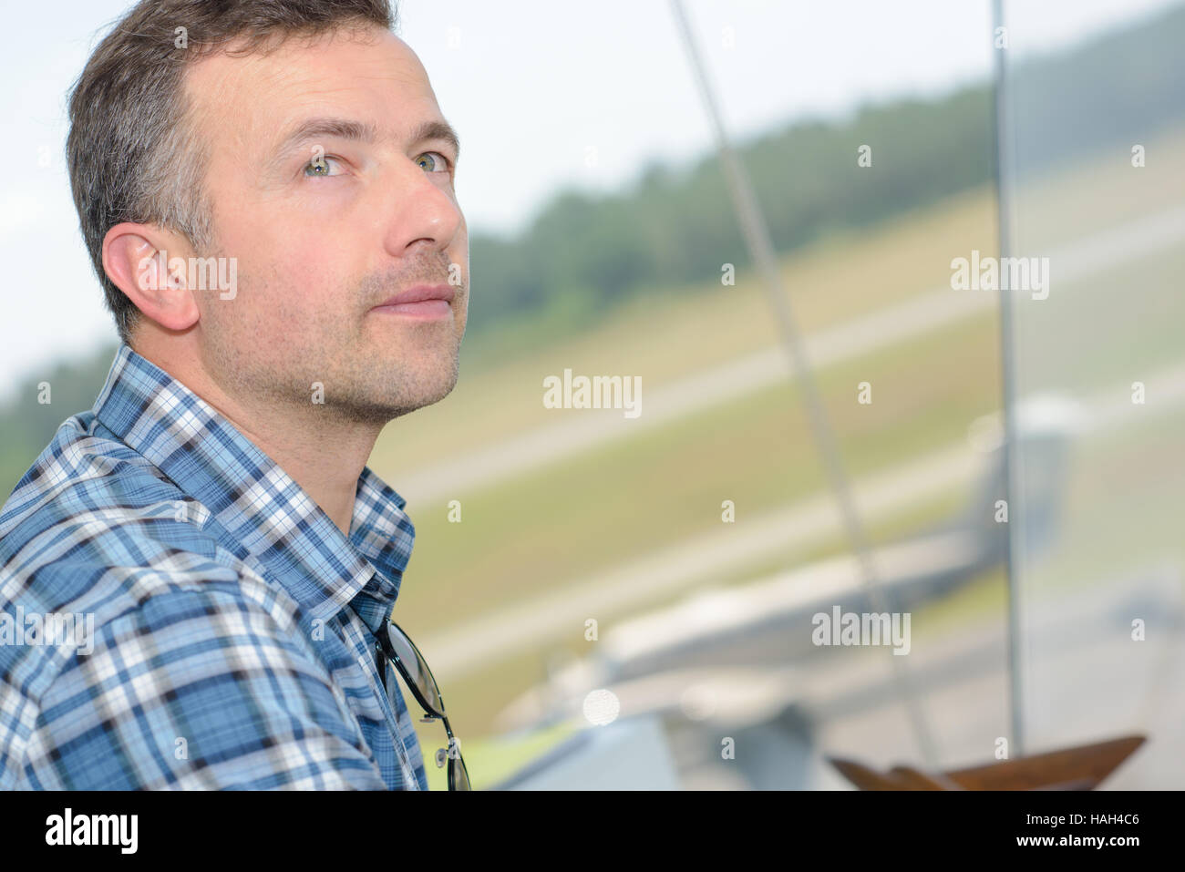 Man in airport control tower hi-res stock photography and images - Alamy