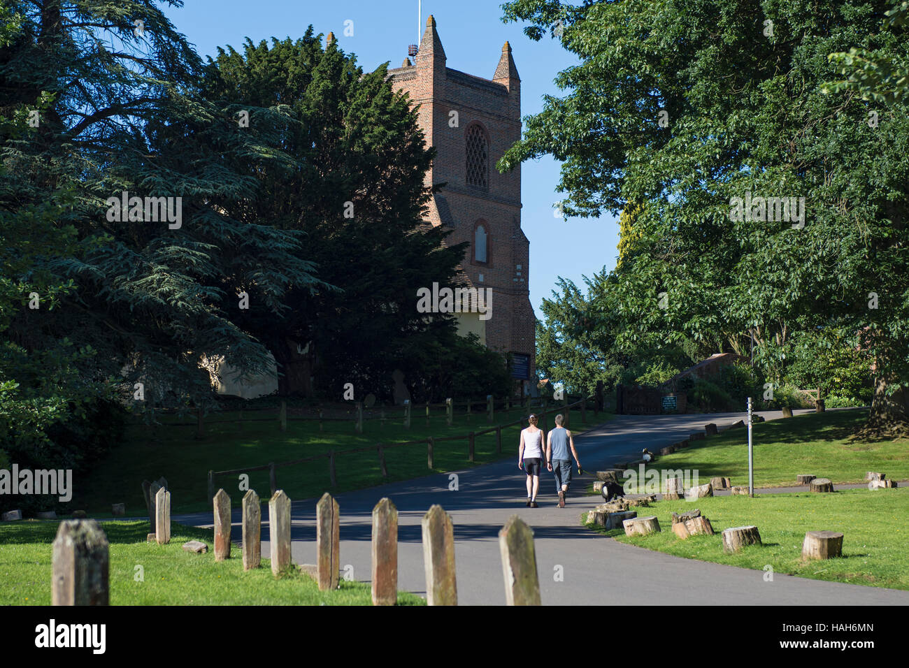 Finchampstead village hi-res stock photography and images - Alamy