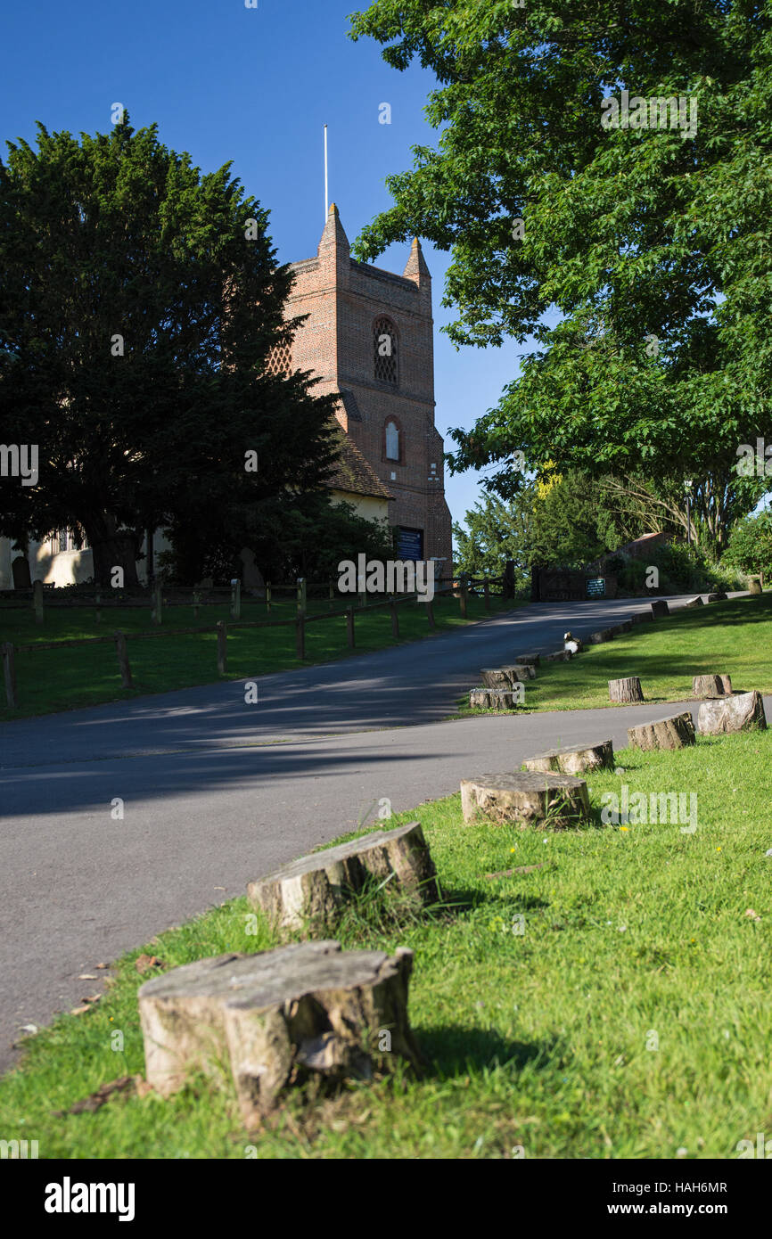 Finchampstead village hi-res stock photography and images - Alamy