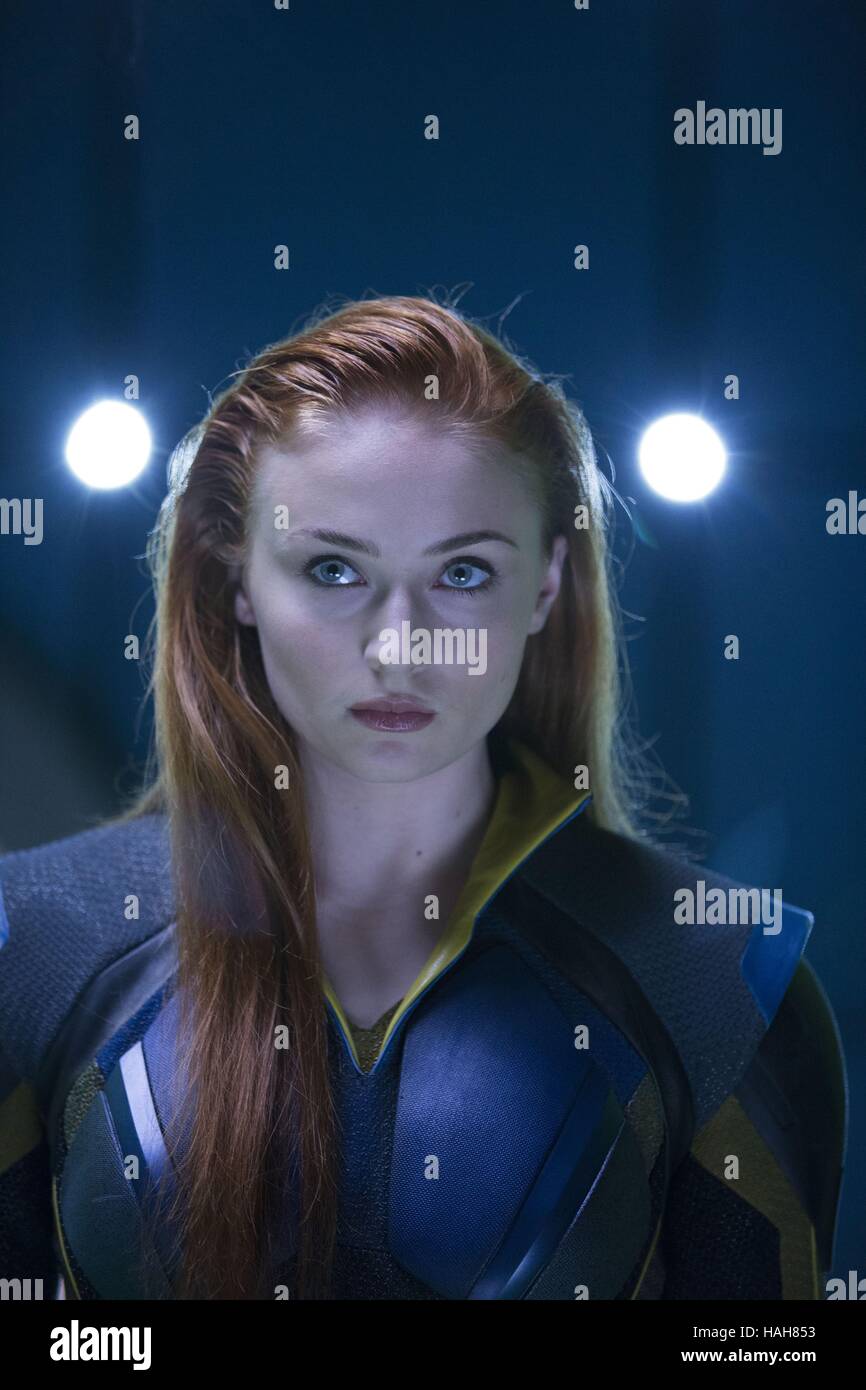 Apocalypse 2016 sophie turner bryan singer hi-res stock photography and ...