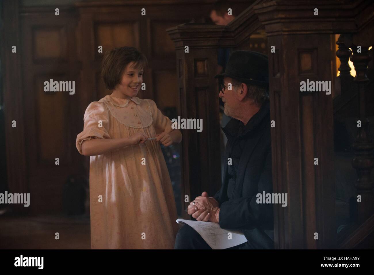 The Big Friendly Giant Year : 2016 UK / Canada / USA Director : Steven ...