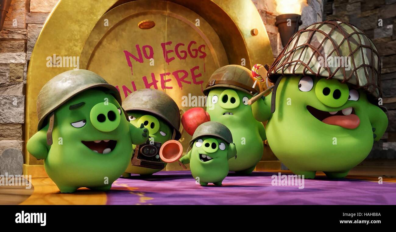 Angry Bird Pig Luking