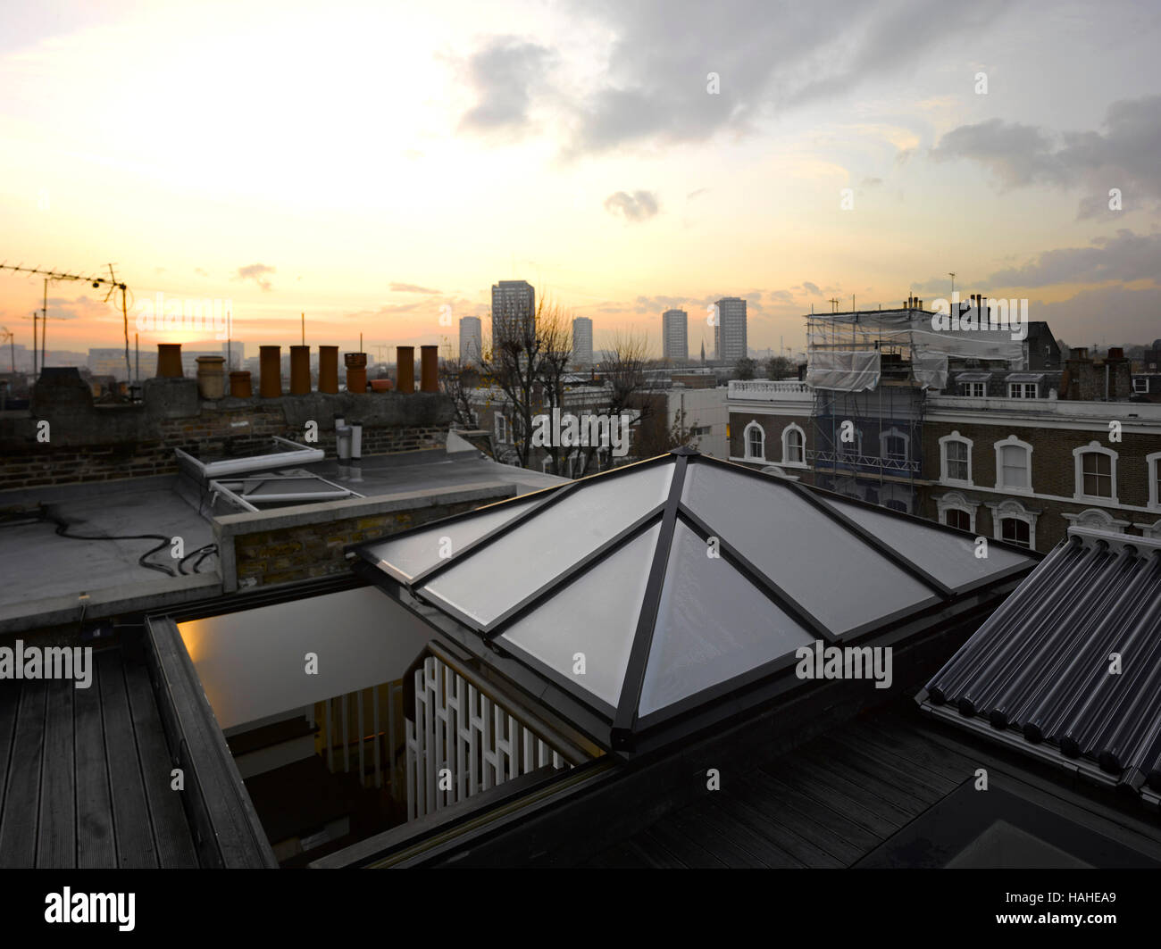 West london view hi-res stock photography and images - Alamy