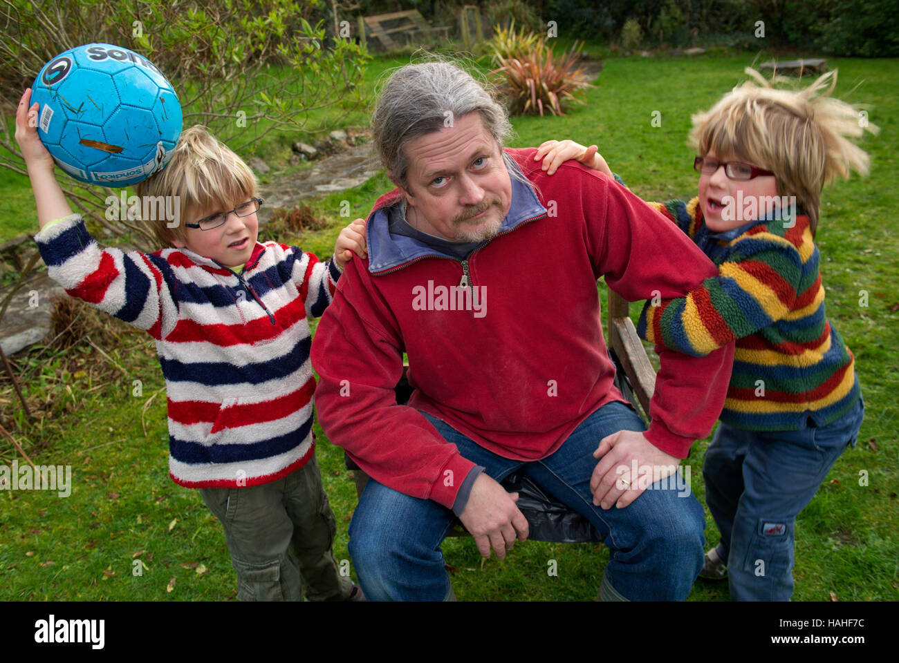 Pete Cross, a single father with his twin boys Ben (left) and Seth ...