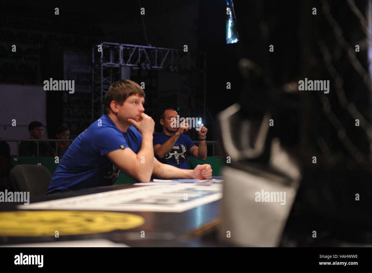 Boxing referee hi-res stock photography and images - Alamy