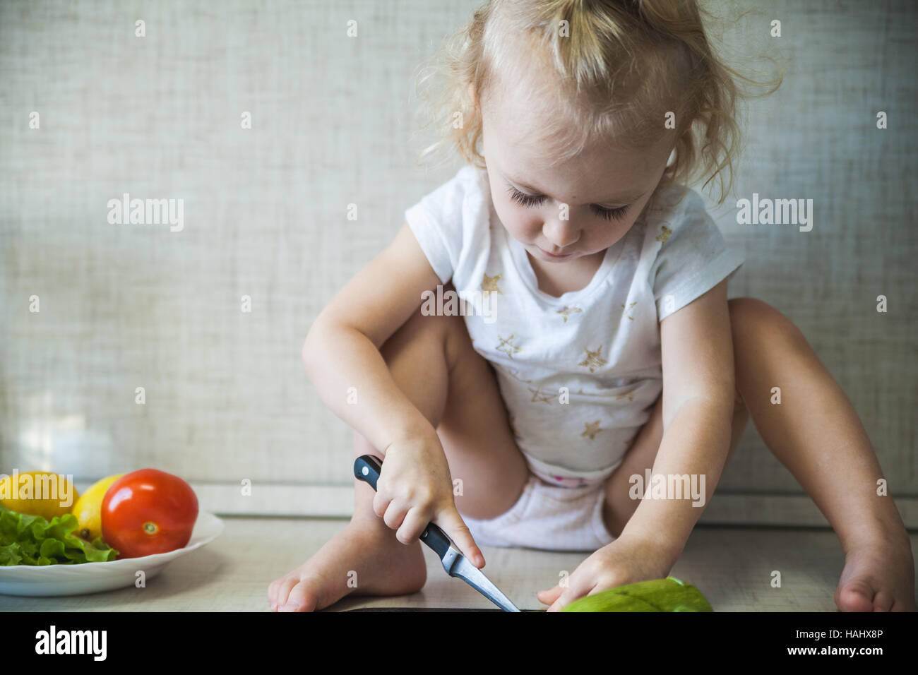 little girl cooking food Stock Photo - Alamy