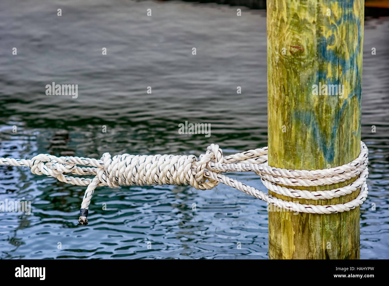 Nautical knots hi-res stock photography and images - Alamy