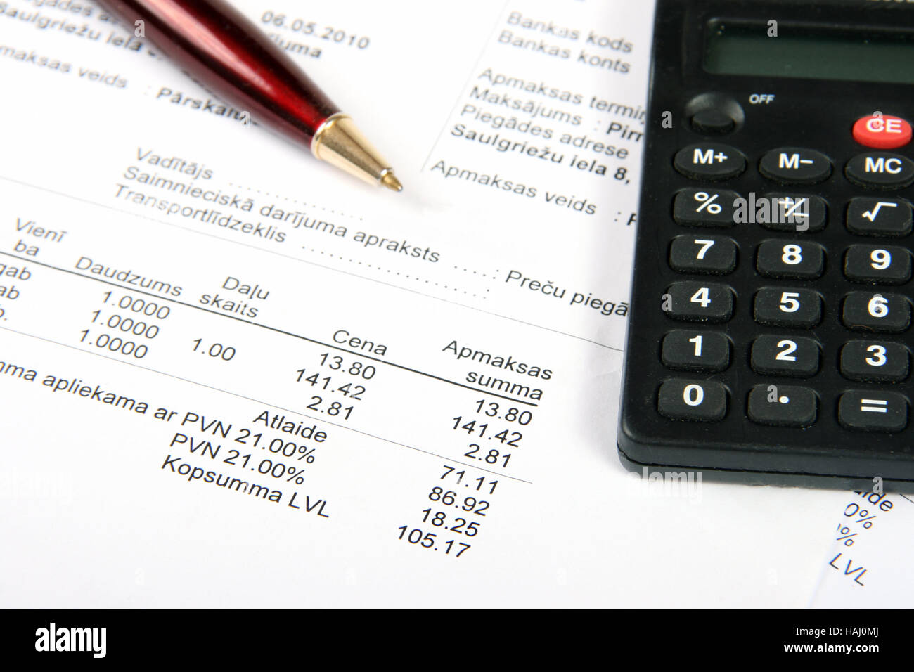 Taxes and calculation hi-res stock photography and images - Alamy