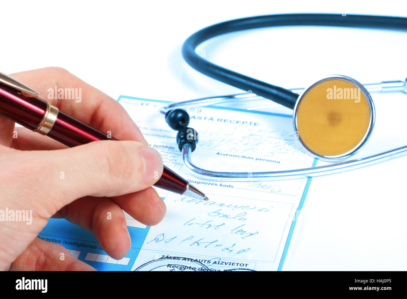 doctor write prescription Stock Photo - Alamy