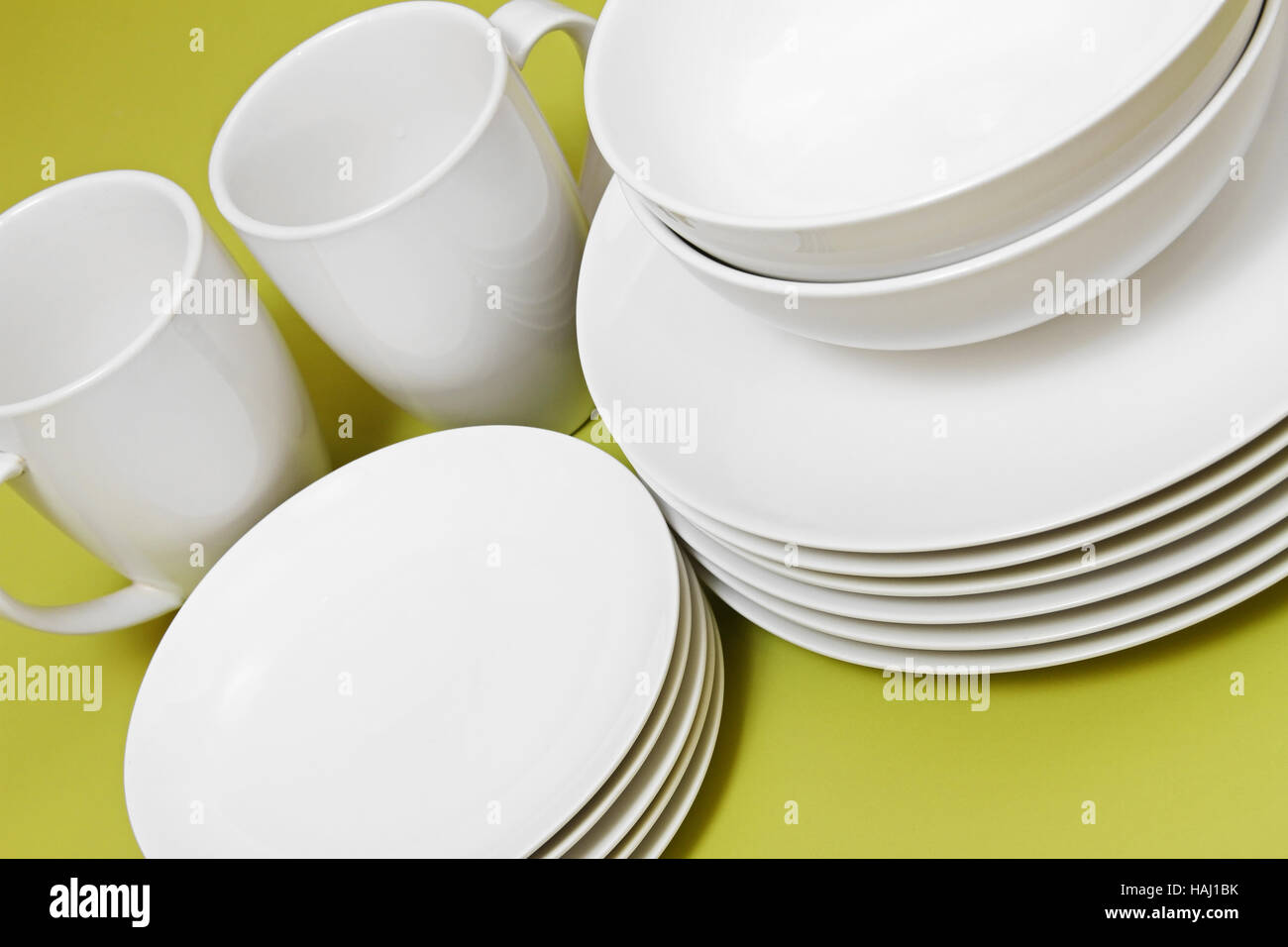 China plates and bowls hi-res stock photography and images - Alamy
