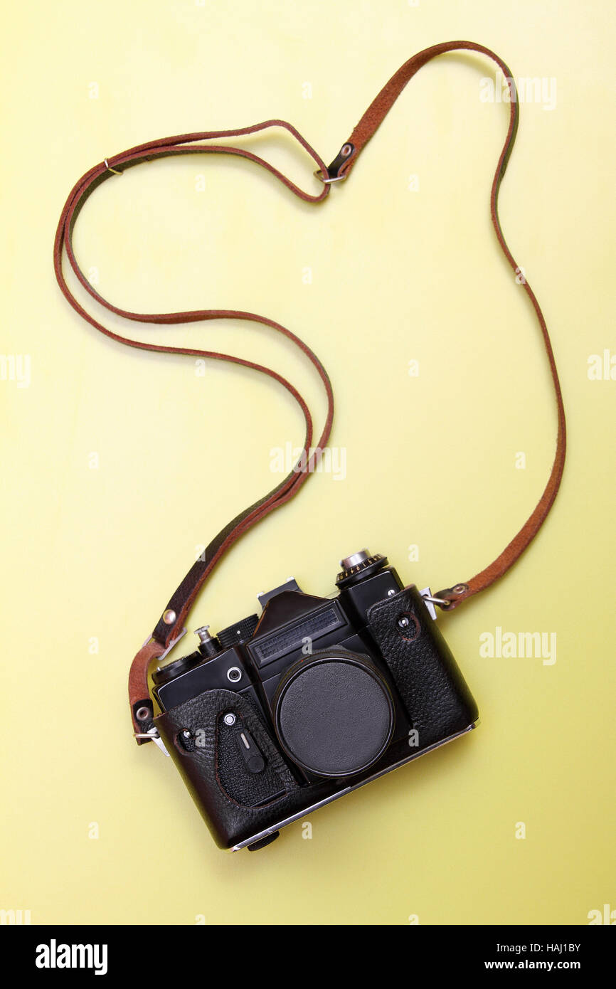 Vintage movie camera table hi-res stock photography and images - Alamy