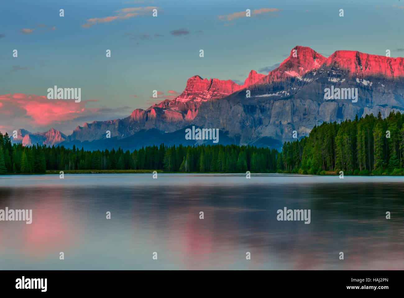 Sunrise at Two Jack Lake with Mount Rundle (Banff National Park, Rocky ...