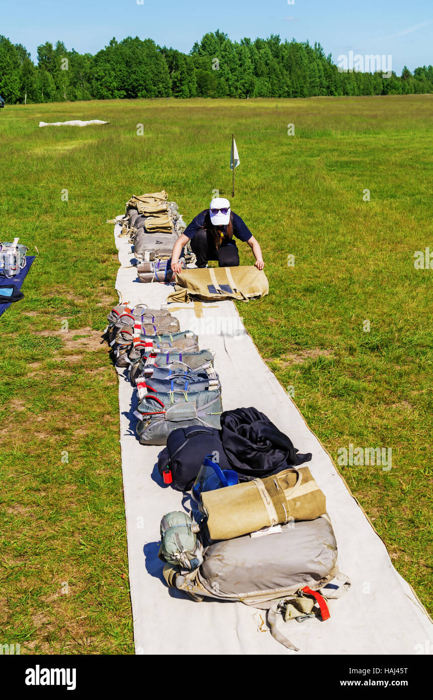 Parachutists - 2015.Packing of parachute Stock Photo - Alamy
