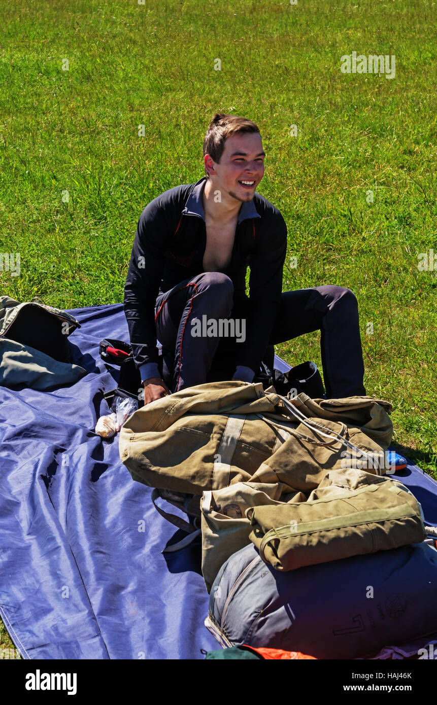 Parachutists - 2015.Packing of parachute Stock Photo - Alamy