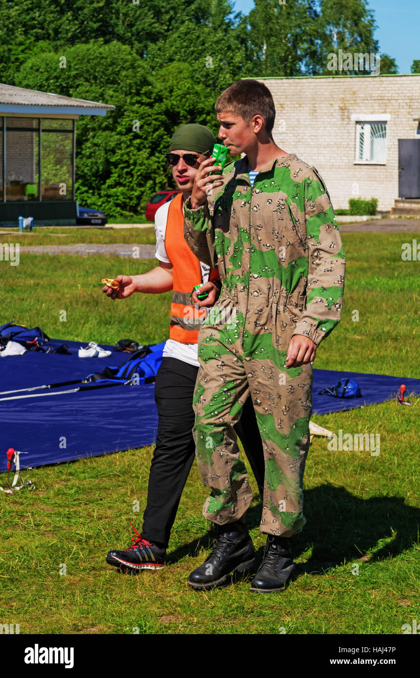 Parachutists - 2015.Parachutists in airfield.Rest Stock Photo - Alamy