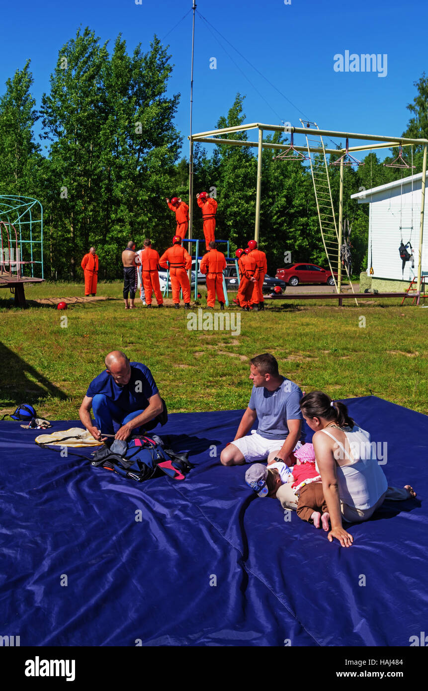 Parachutists - 2015.Skydivers and their child Stock Photo - Alamy