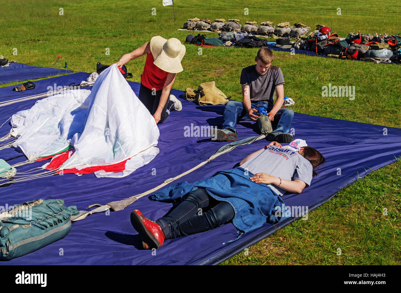 Parachutists - 2015.Packing of parachute Stock Photo - Alamy