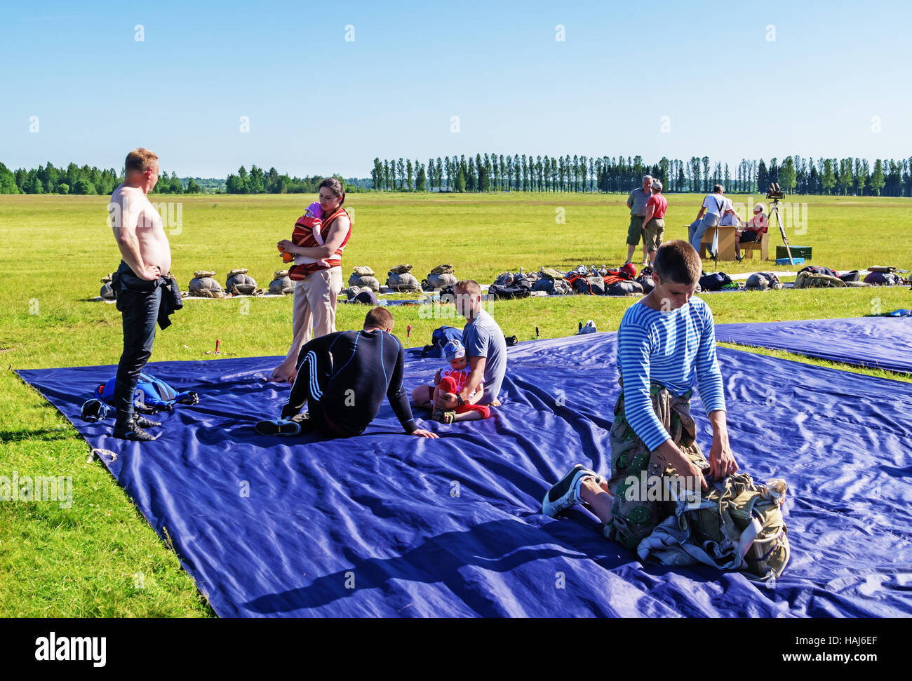 Parachutists - 2015.Parachutists in airfield Stock Photo - Alamy
