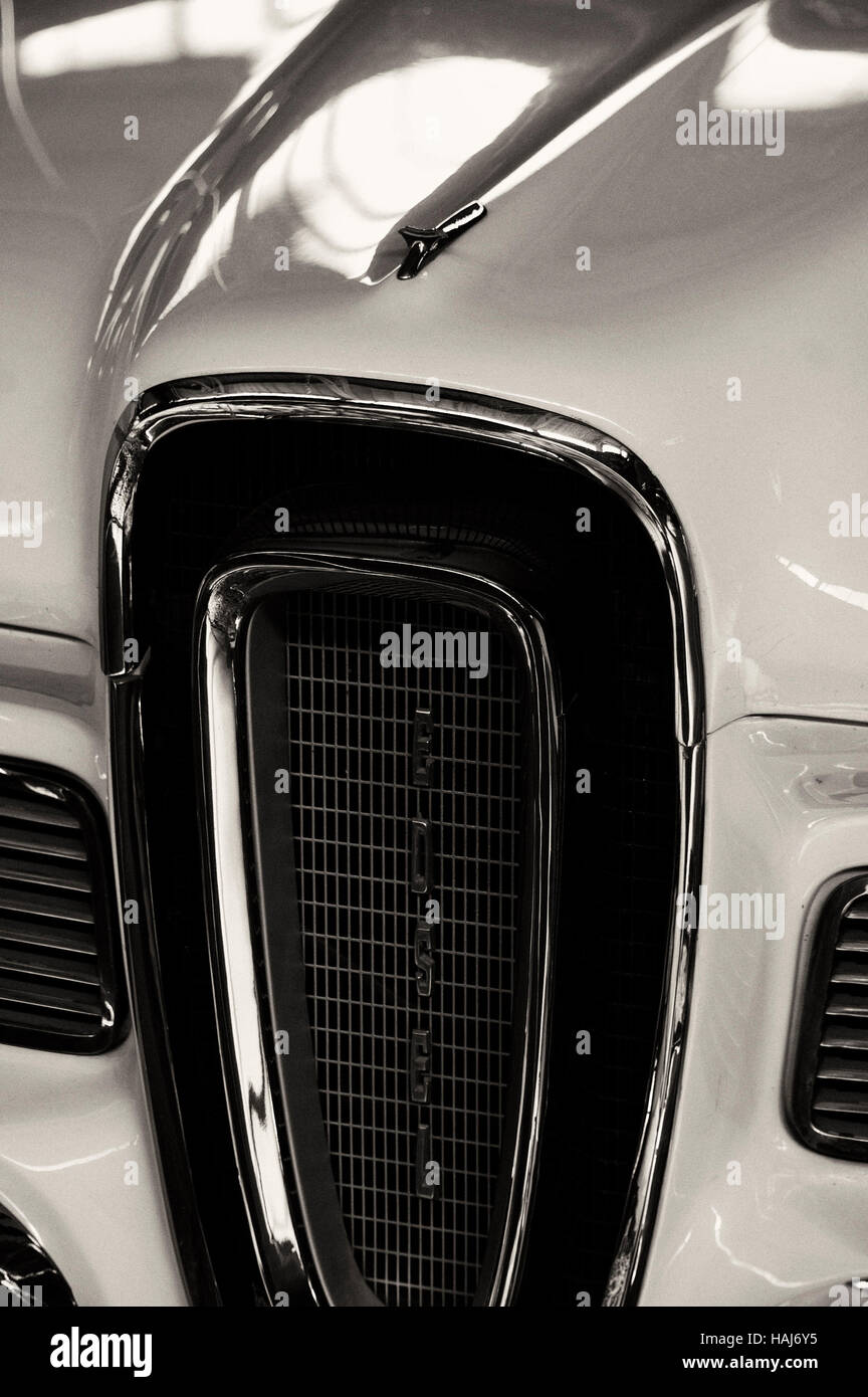 Photo Edsel Citation, Year 1958, photo auto headlight, radiator grille ...