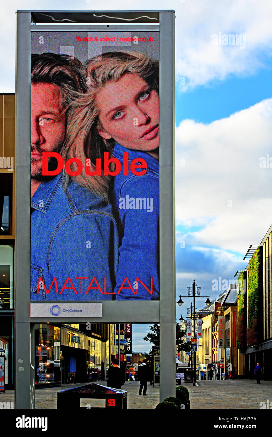 Newcastle Northumberland St Matalan High St shopping advertising Stock ...