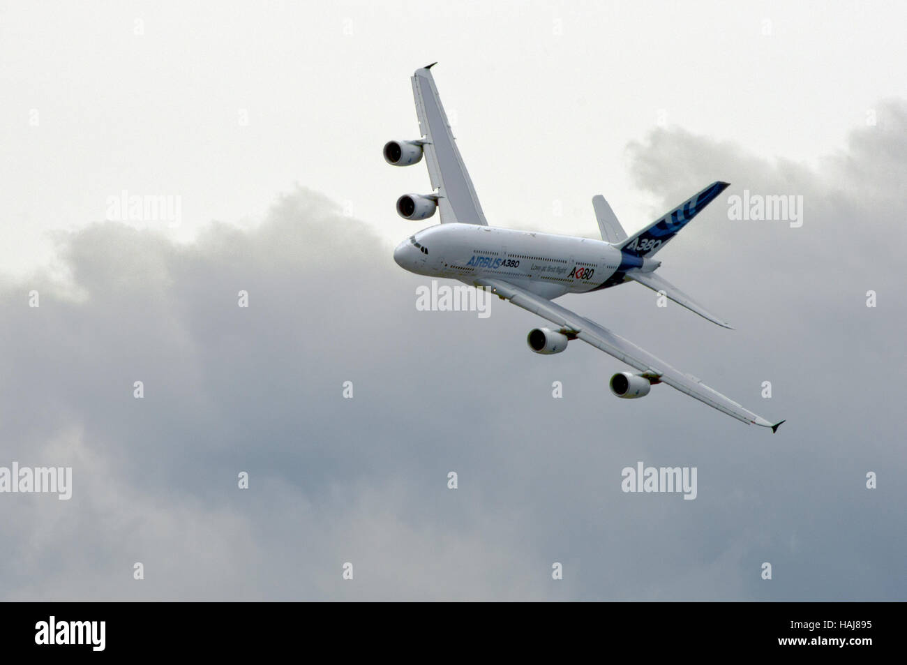 Airbus_a_380 hi-res stock photography and images - Alamy