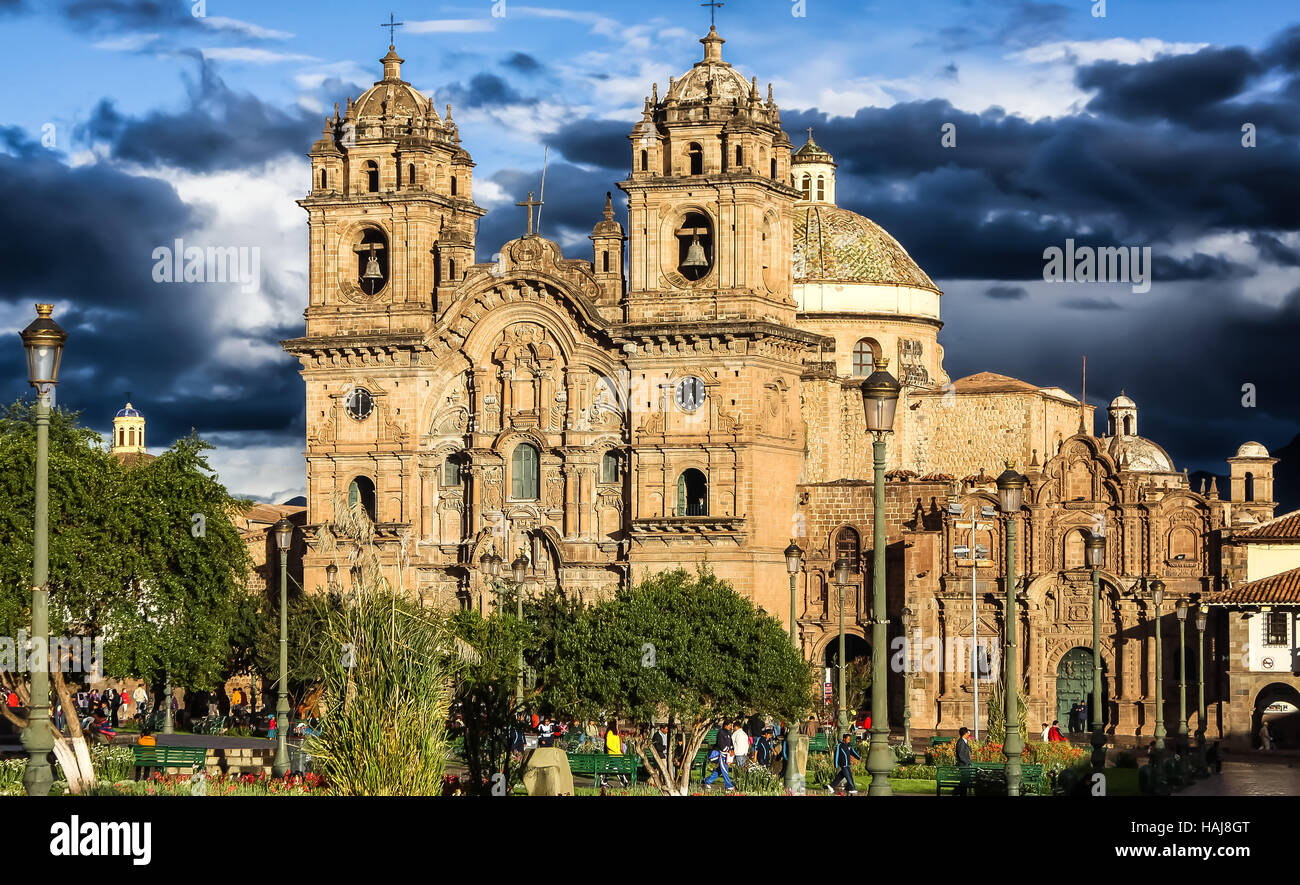 Church la compañía in hi-res stock photography and images - Alamy