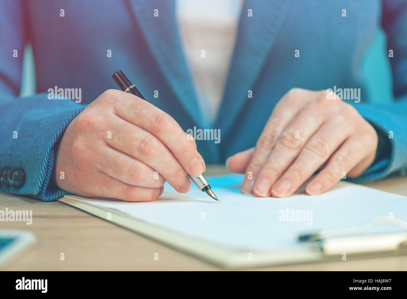 Transaction agreement signature hi-res stock photography and images - Alamy