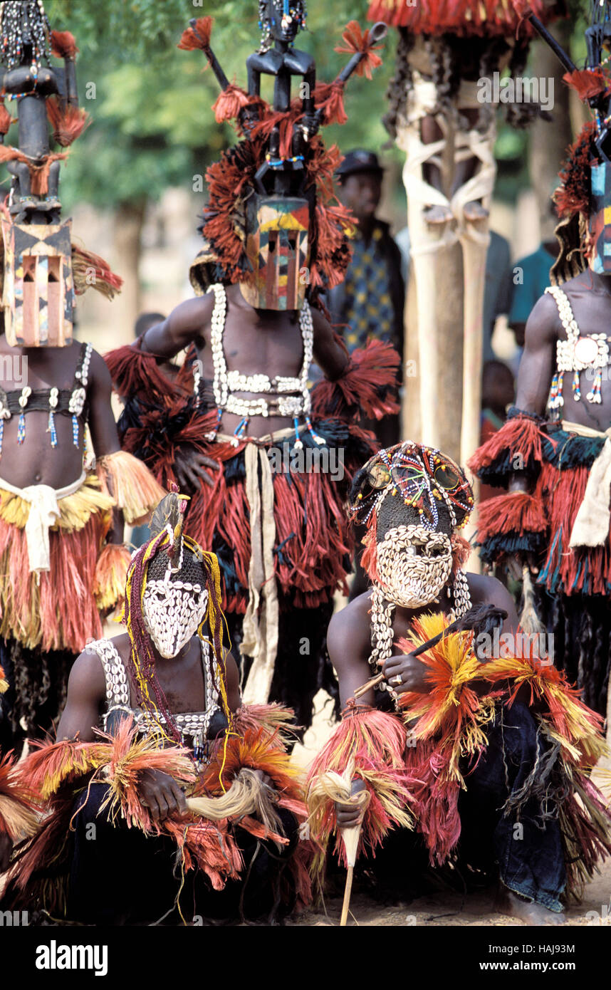 Dogon Mask Festival Stock Photos & Dogon Mask Festival Stock Images - Alamy