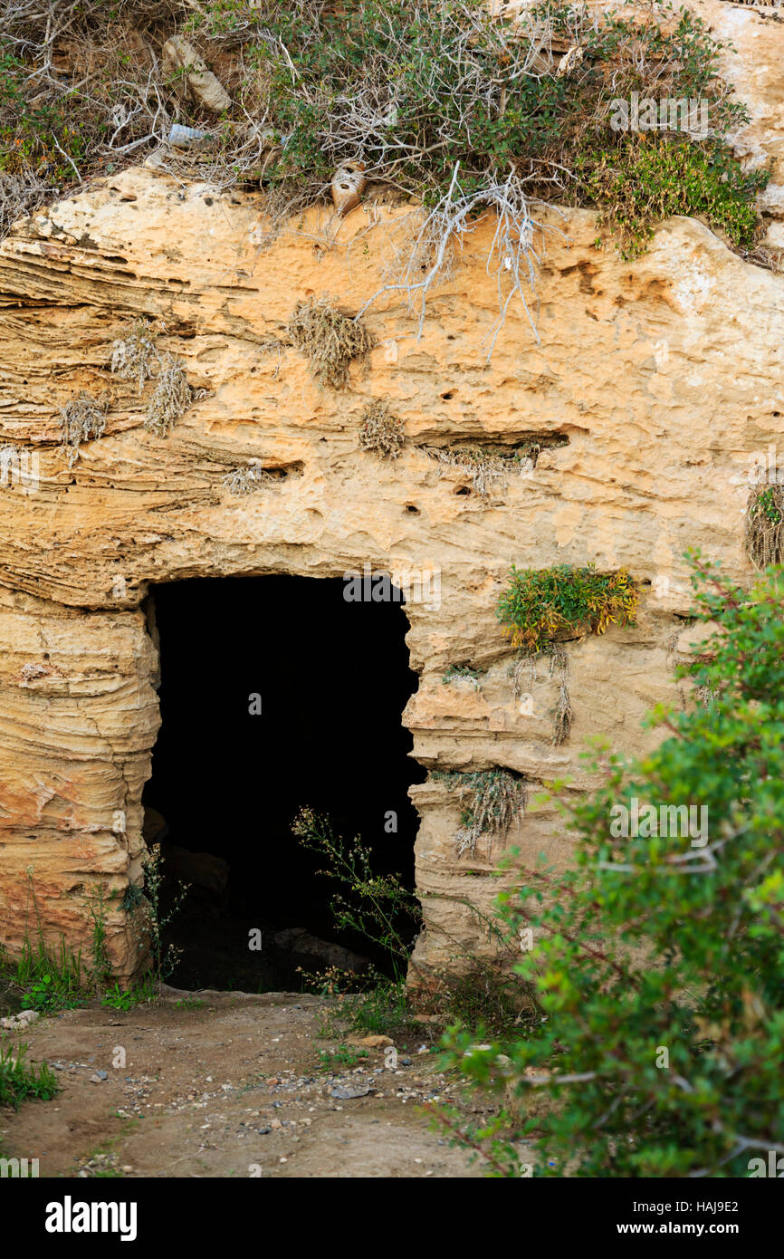 Catacombe hi-res stock photography and images - Alamy