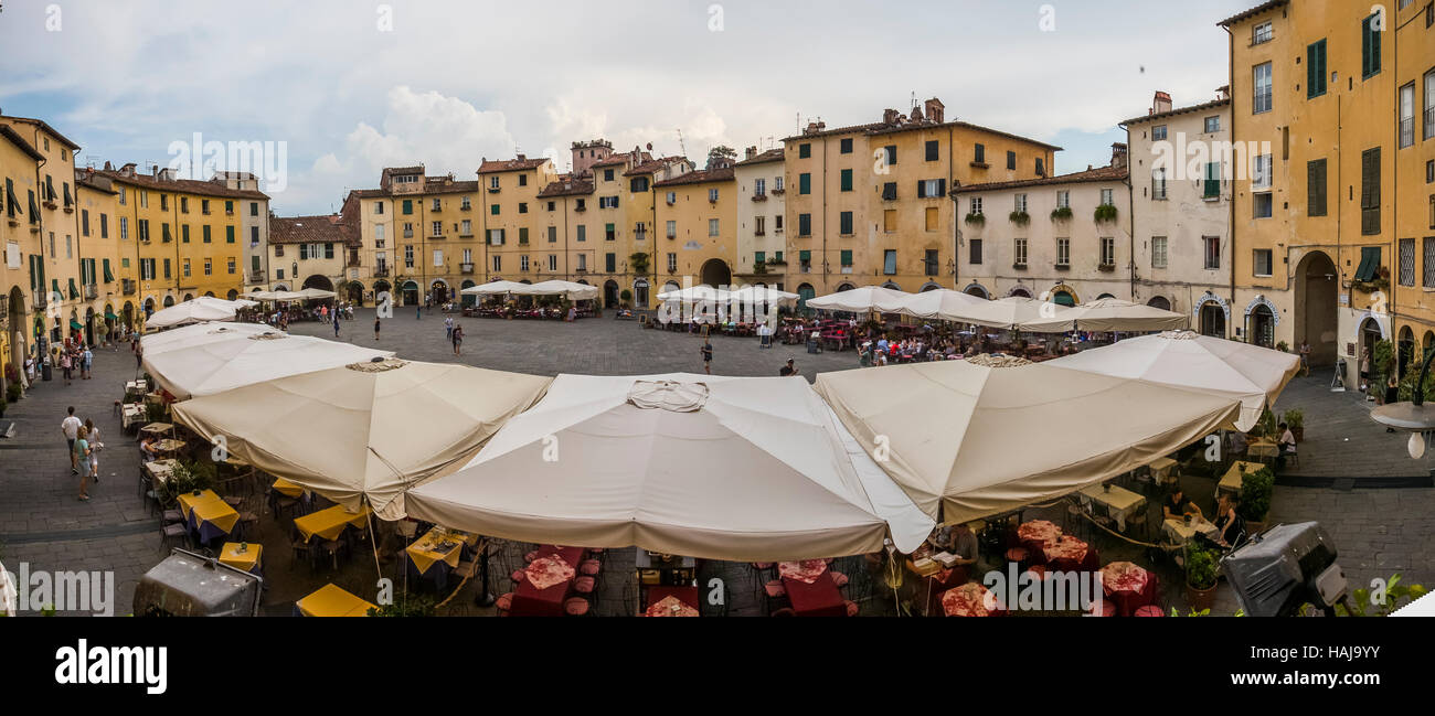 The medieval amphitheatre on the plan of the Roman site before it ...